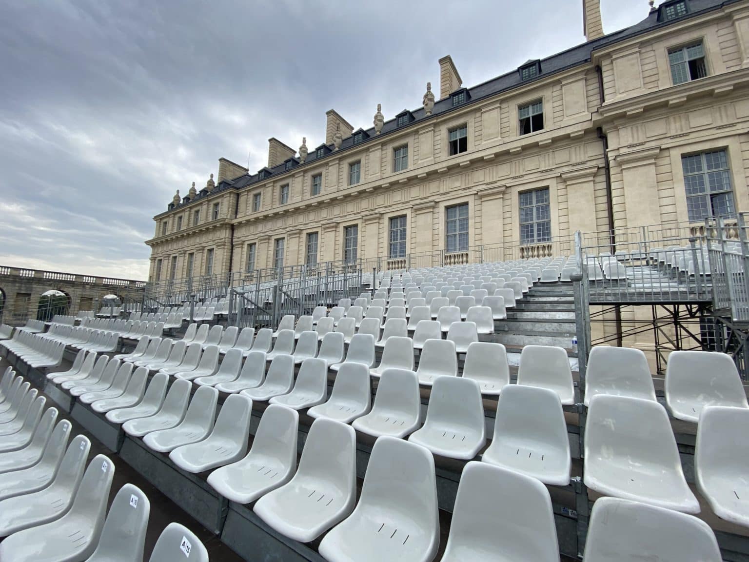 Location de gradin de 100 places à 1000 places, sur mesure